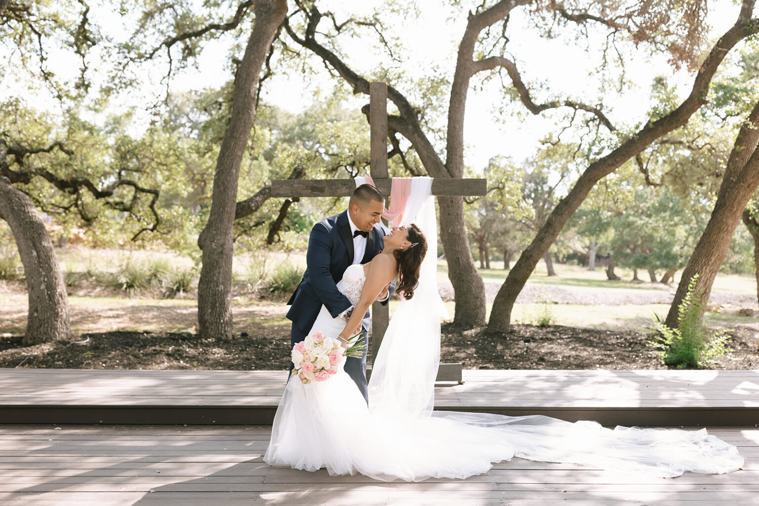 Wedding Planning Tips for a Smooth Wedding Day - Showit Blog